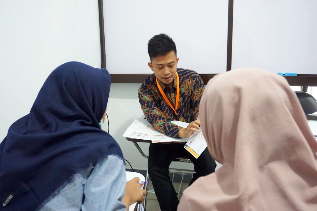 Tentor Profesional - Bimbel Science Society